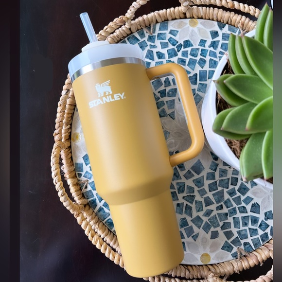 Stanley | Dining | Stanley Yarrow Limited Edition 4 Oz Quencher H20 ...